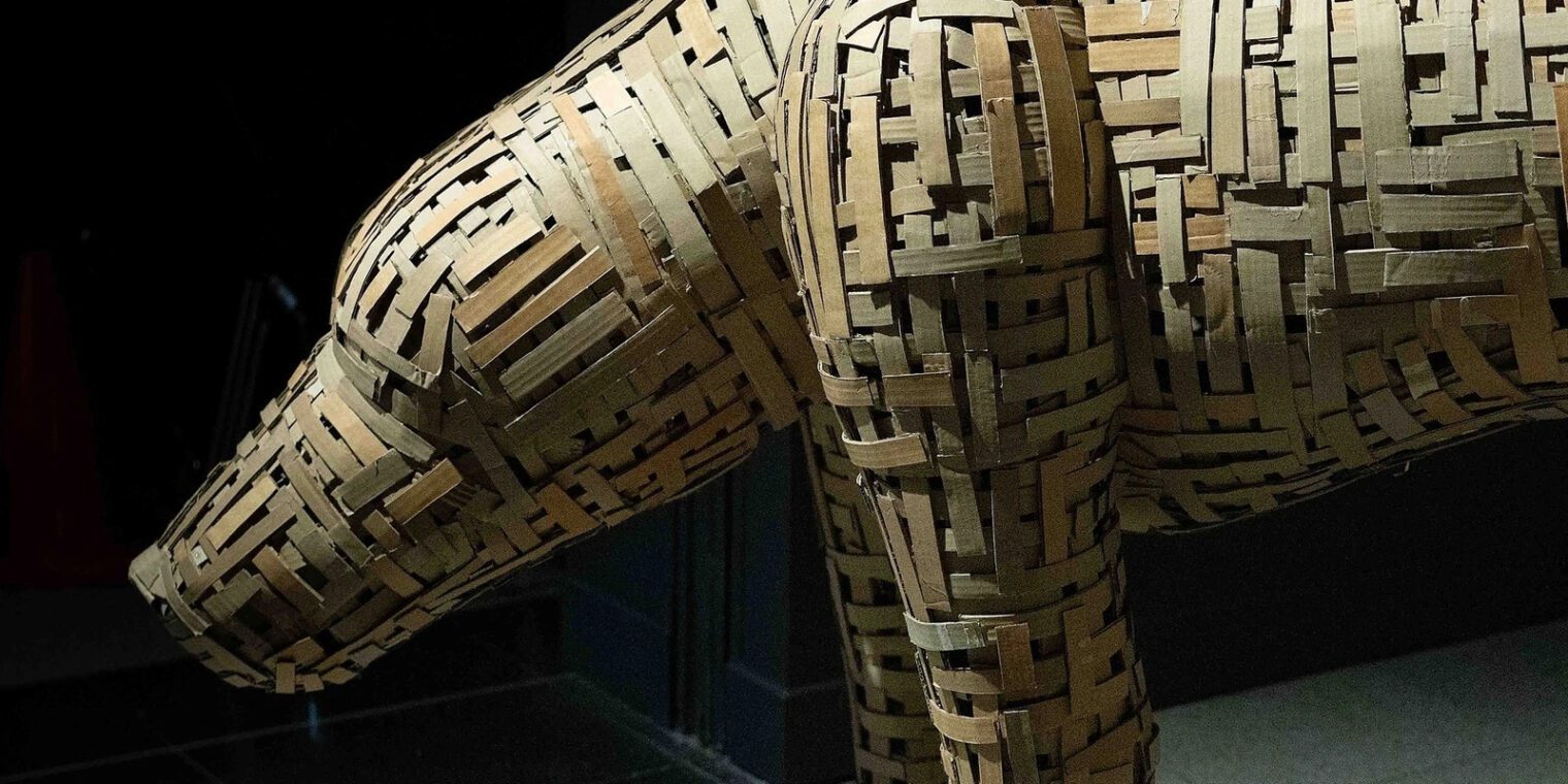 Create a sculpture with Susan Flavell | John Curtin Gallery